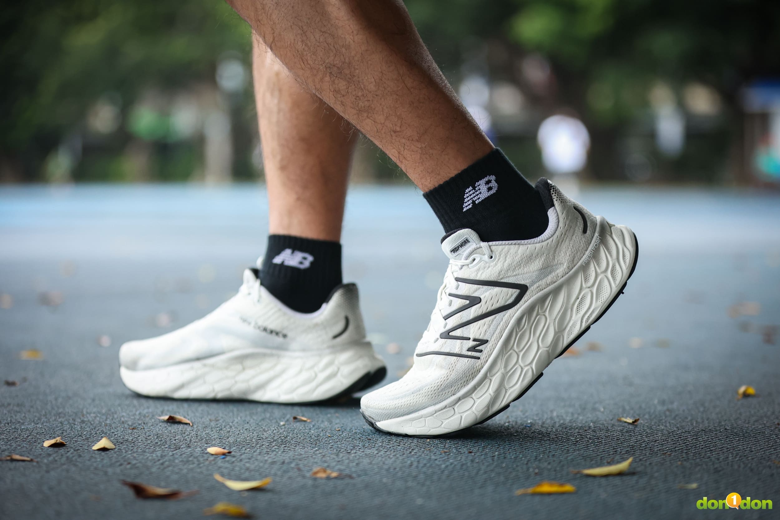 從入門到菁英跑者都要「輕鬆跑」？與 NB Fresh Foam X More v4 厚彈跑鞋來場城市約會｜動一動 don1don