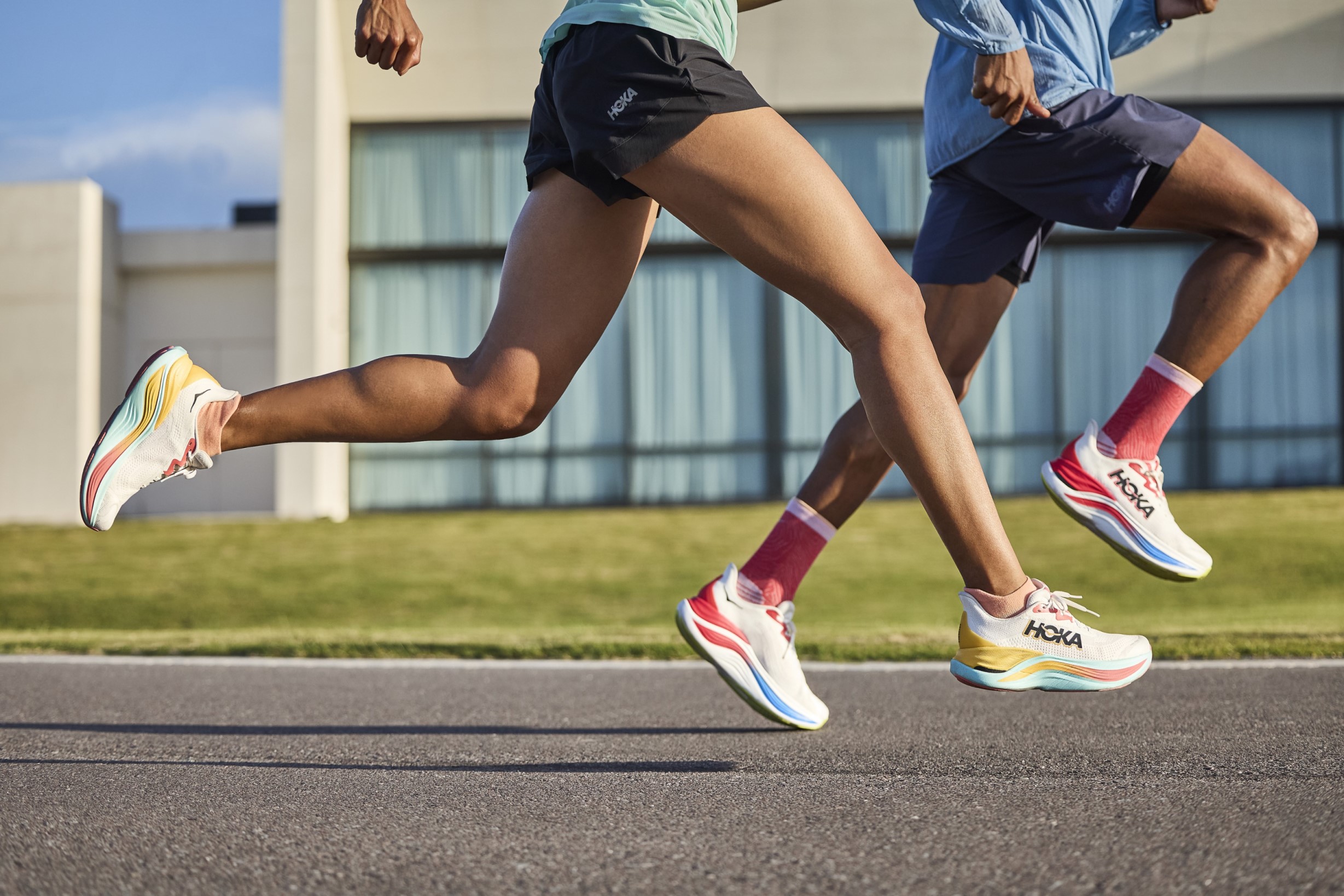 HOKA全新緩震之王 SKYWARD X 重新定義碳板跑感｜動一動 don1don